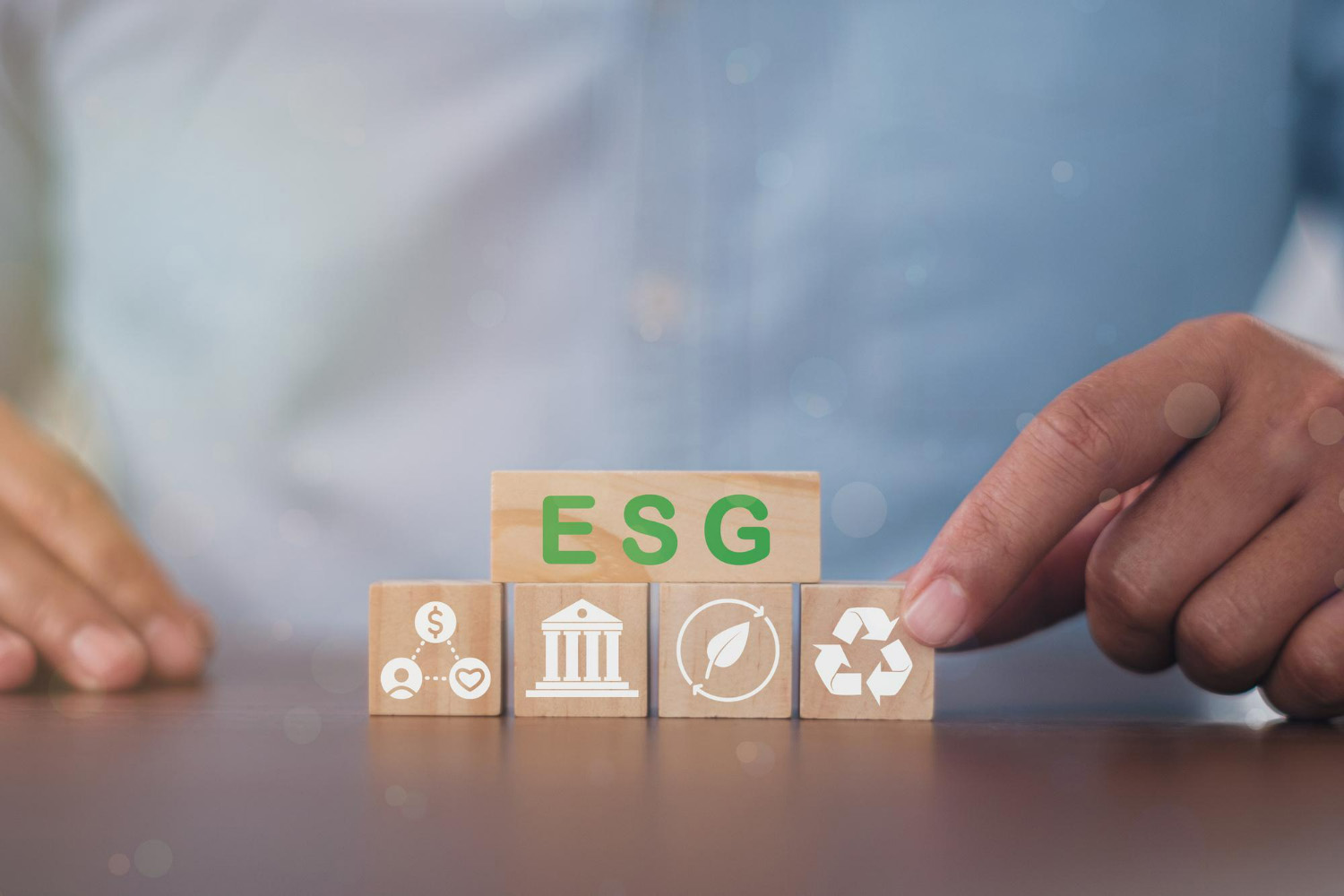 ESG reporting: A step-by-step guide - IRIS CARBON®